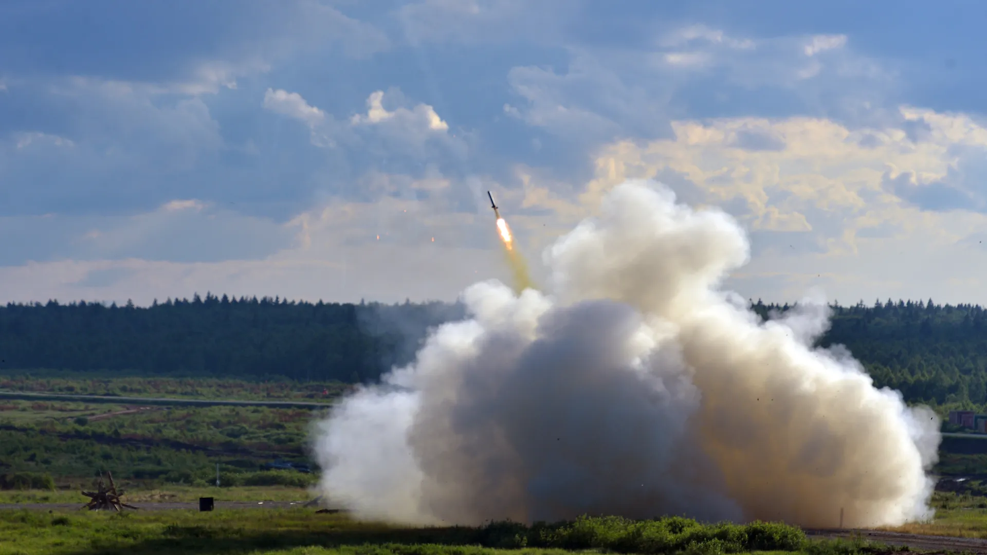 Украина начала применять тайно полученные от США дальнобойные ракеты Atacms